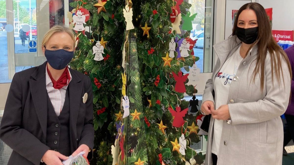 The Angel Tree returns to Stirling Tesco for "busiest year" yet - Brig ...